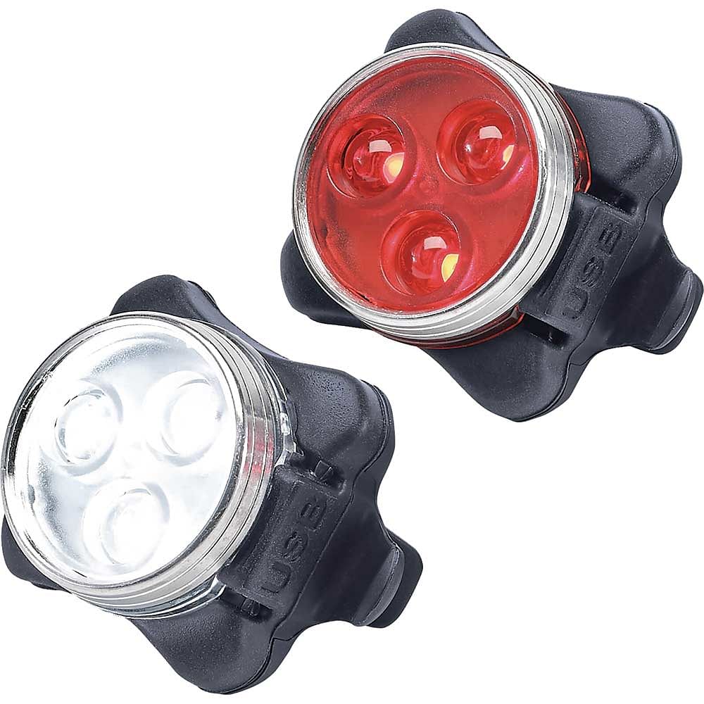 Rechargeable light for cycle store